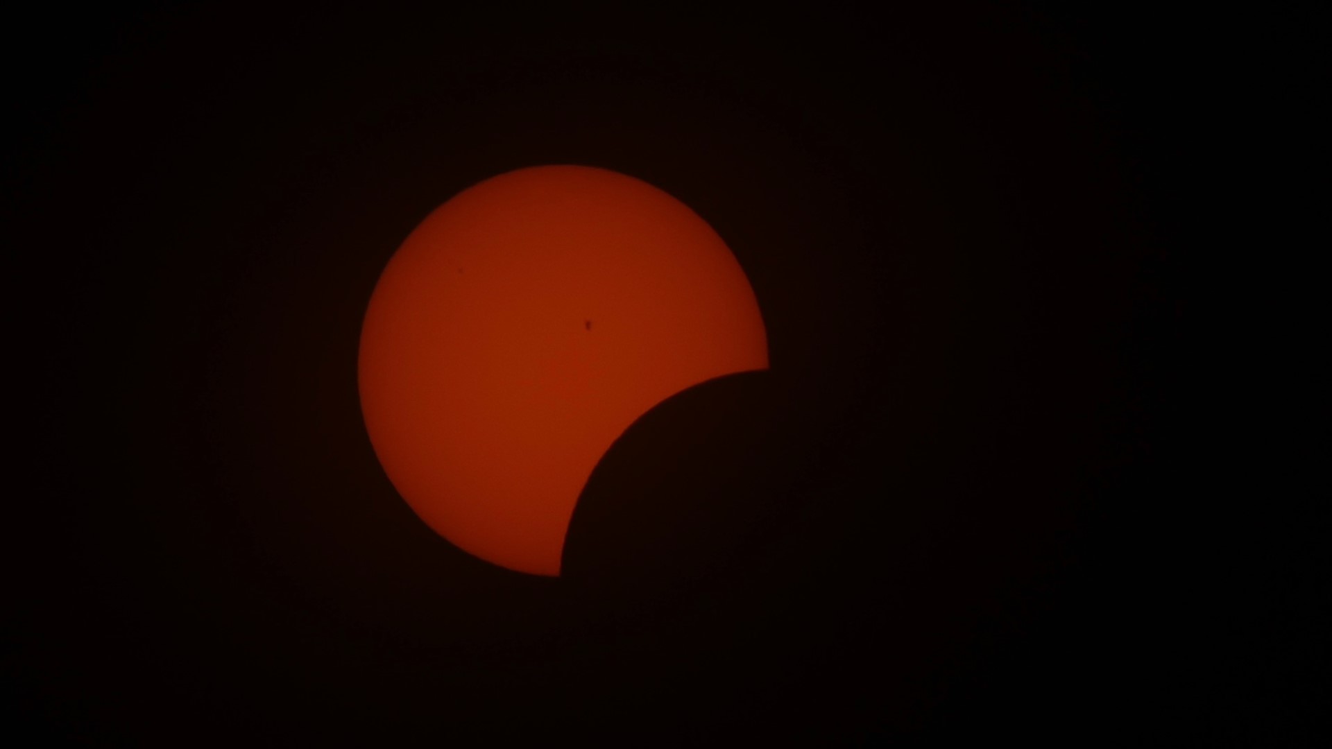 The latest solar eclipse updates from Virginia on April 8 | 13newsnow.com