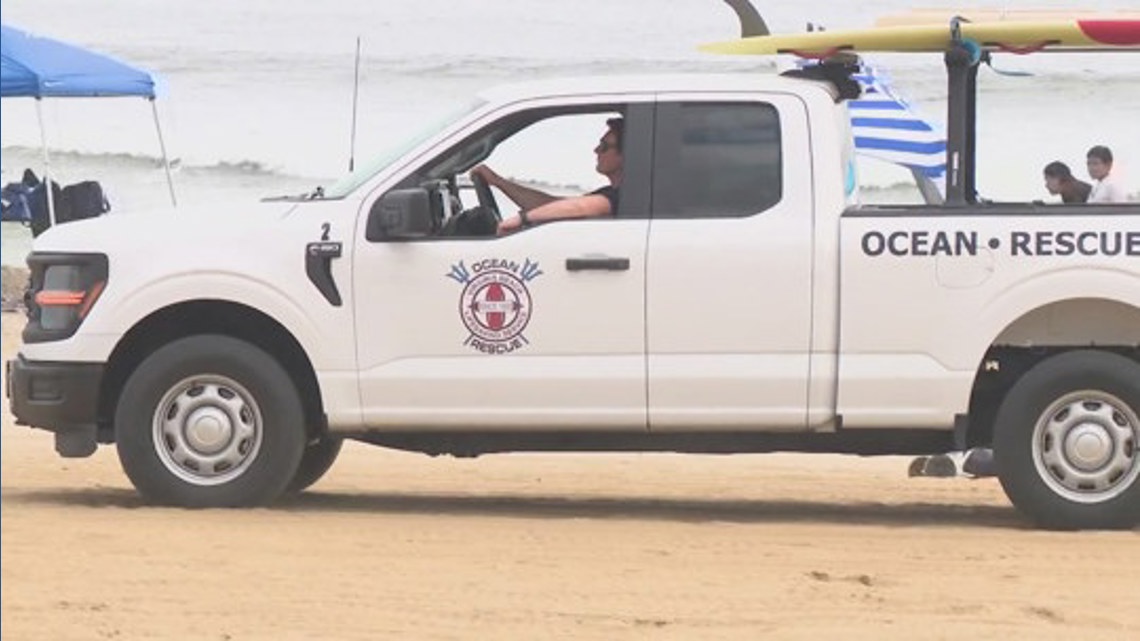 Virginia Beach rescue saves swimmer in distress | 13newsnow.com