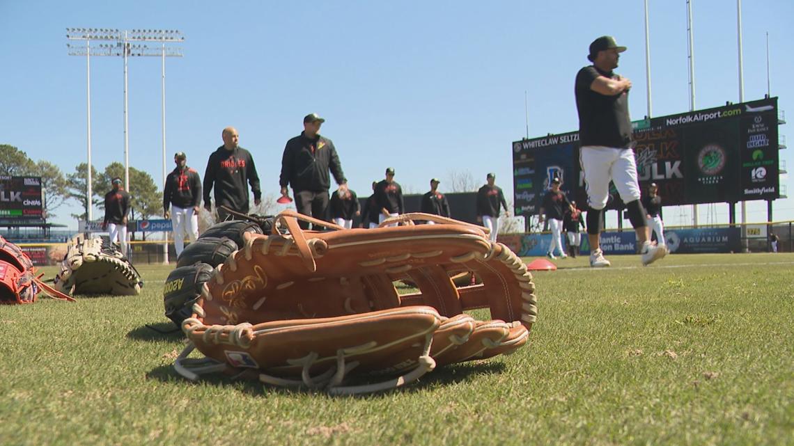 The history of Mr. Peanut, Planters' world-famous mascot | 13newsnow.com