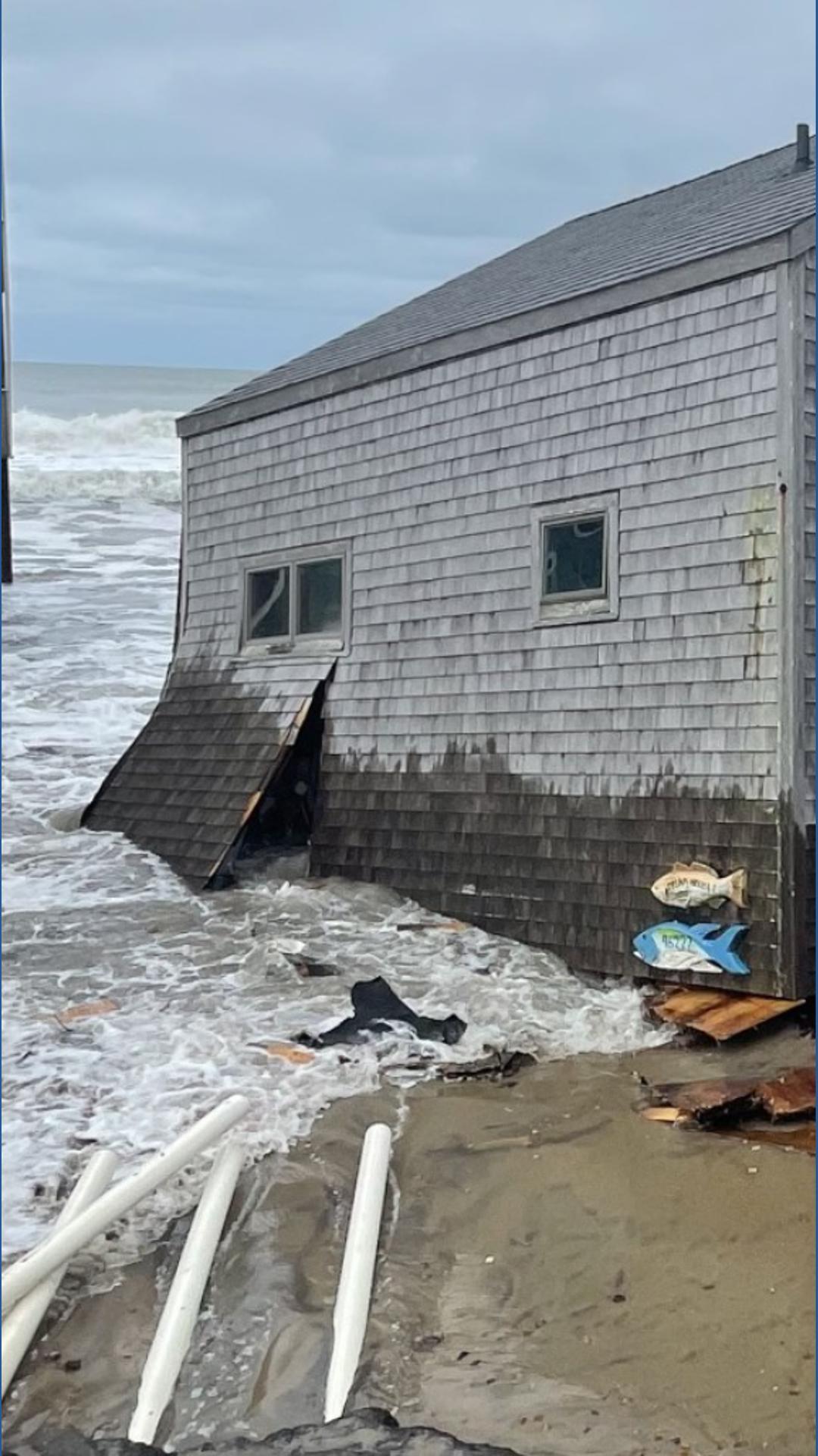 12th home collapses on the Outer Banks in 5 years | 13newsnow.com