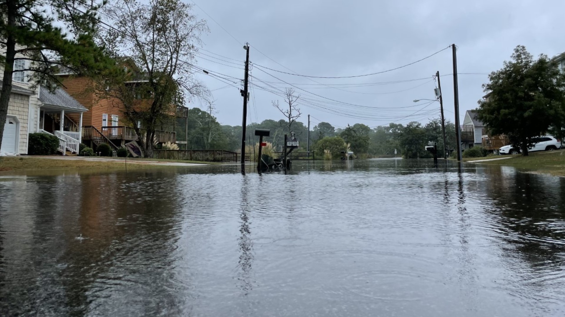 Live updates: Tidal flooding in Norfolk, Virginia and Outer Banks ...