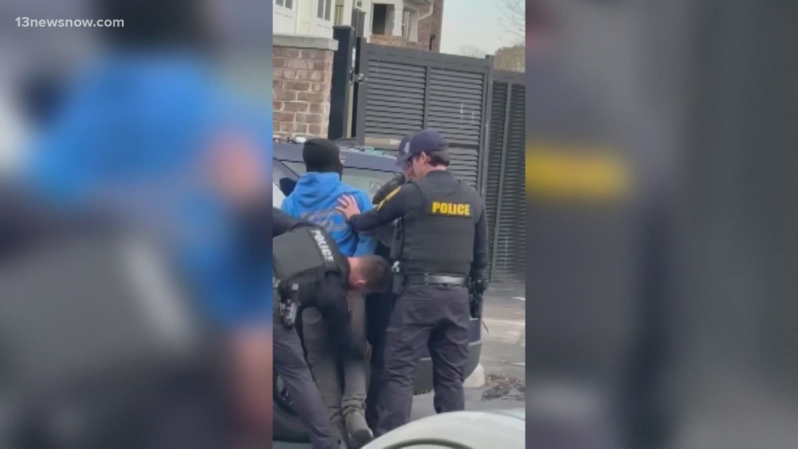 Norfolk police drop charges against man arrested for wearing a mask ...