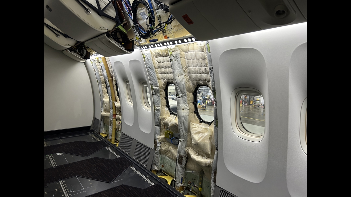 Boeing 777 converted into NASA's new Airborne Science Laboratory ...