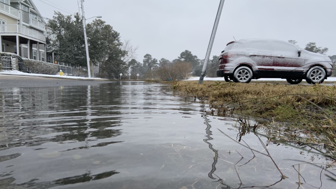 Tidal flooding follows snowfall in Norfolk's Ocean View neighborhood ...