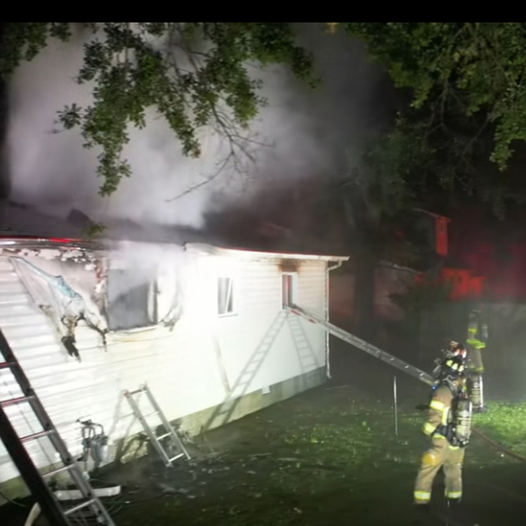 Virginia Beach house fire injures 2, displaces 2 others | 13newsnow.com