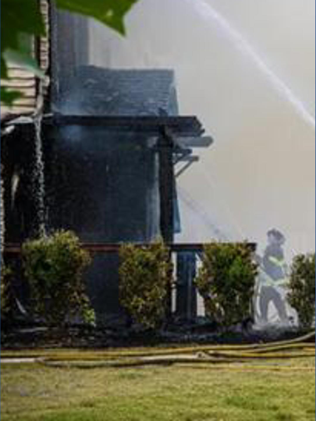 No injuries after 2-alarm townhouse fire in Hampton | 13newsnow.com