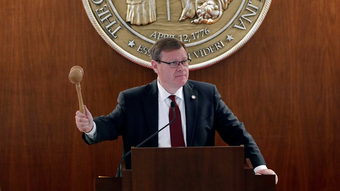 North Carolina judges strike down state’s voter ID law | 13newsnow.com