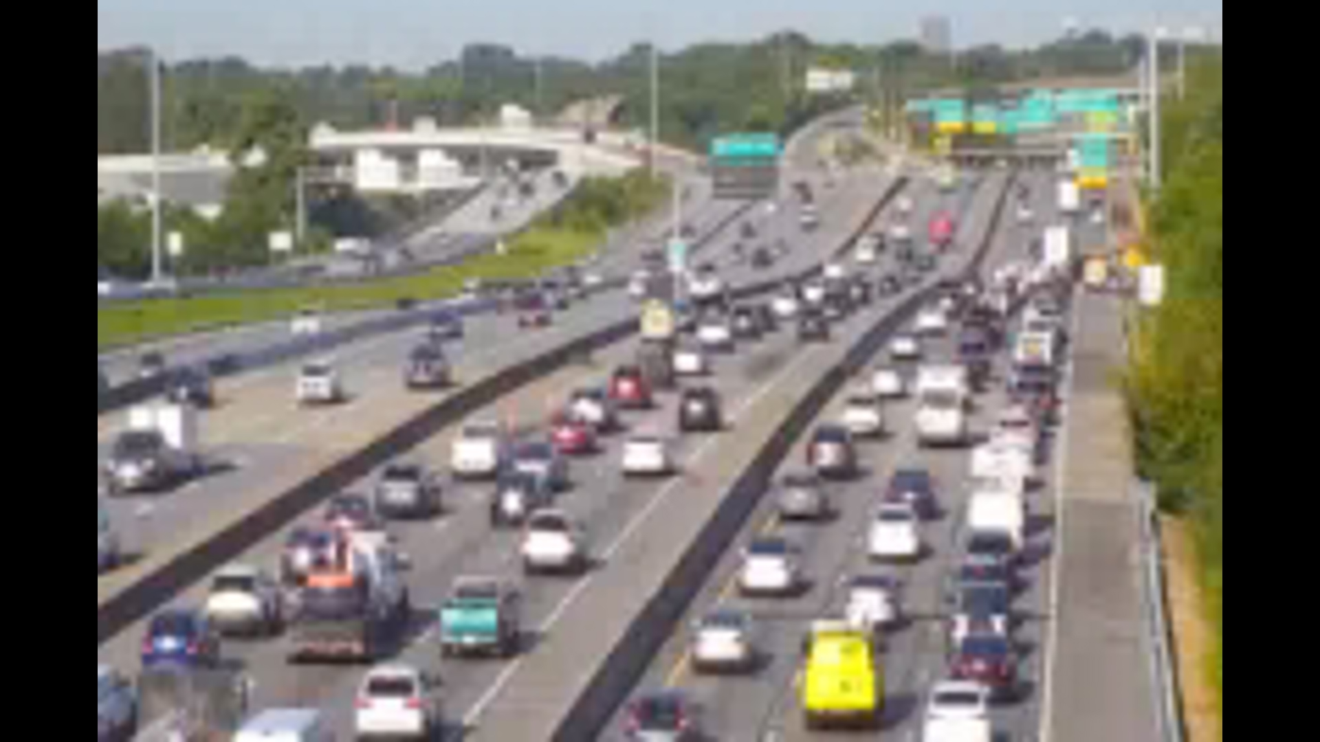 Multi-vehicle crash causes lane closures on I-264 | 13newsnow.com