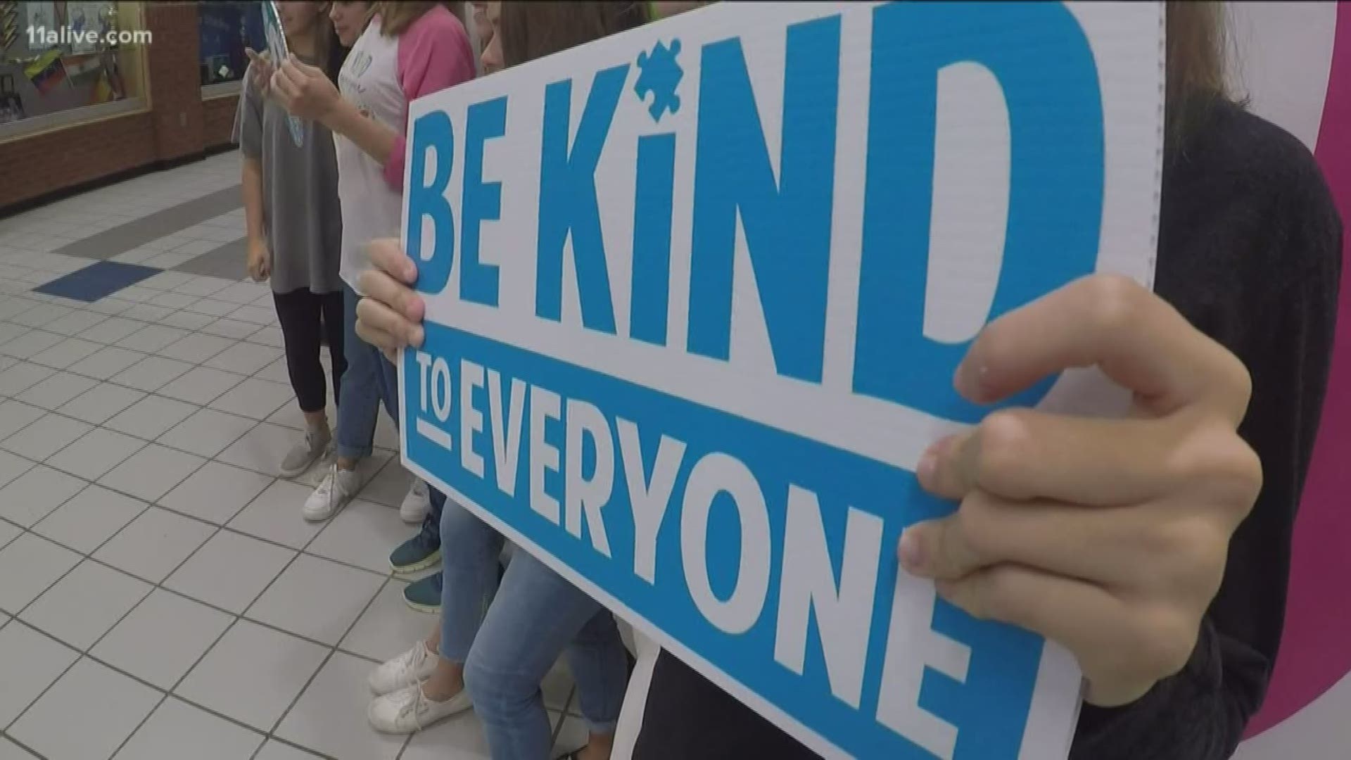 Jordyn Moore's 'Be Kind to Everyone' campaign | 13newsnow.com
